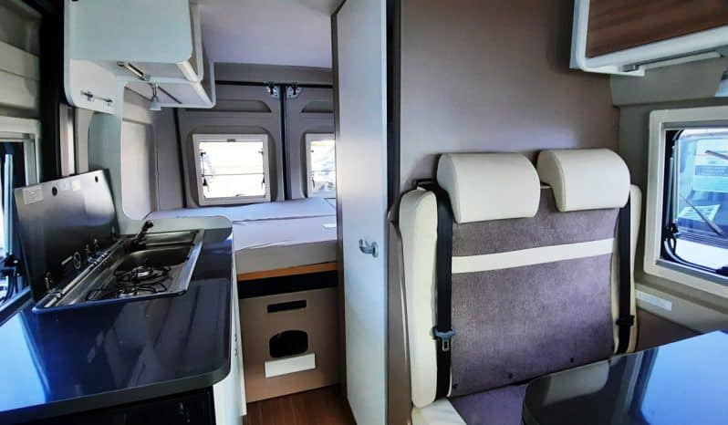 Laser 540 Furgoneta camper techo elevable - Voyenvan